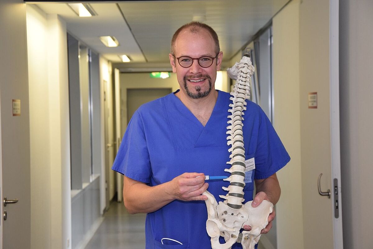 Vorreiter in der Wirbelsäulenchirurgie